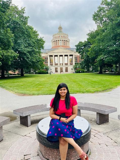 Zuvairiya Banu Khaleel On Linkedin Newbeginnings Mastersdegree Simonbusinessschool