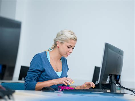 Babe Woman In Computer Lab Classroom Stock Photo At Vecteezy