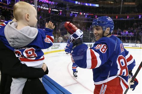 Patrick Kane Has Moment With Girlfriend Son Before Rangers Debut