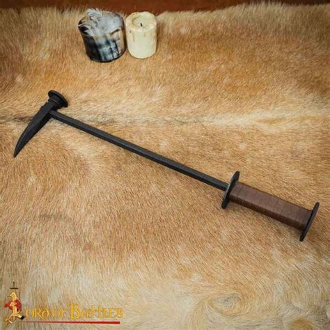 Late Medieval Crowsbeak War Hammer