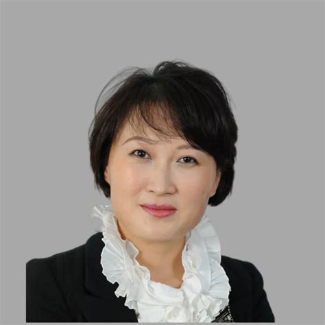 Zhen Wang Global Chambers Profiles