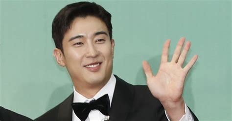 강경준 불륜 피소 오해라더니…유부녀에 보낸 문자 깜짝