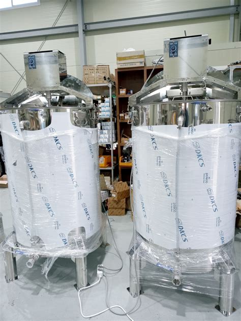 이진산업 막걸리 양조장에서 사용할 교반 혼합기 및 발효통 제작 스테인레스 용기 제작