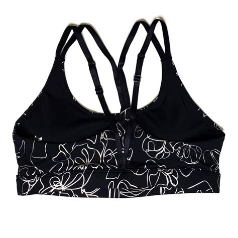 9 Hot Sexy Nyema Bikini Pics