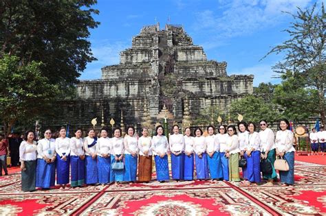 គេហទំព័រ ព្រឹទ្ធសភា នៃព្រះរាជាណាចក្រកម្ពុជា