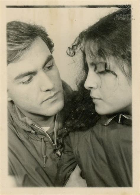 მშვენიერი ია ფარულავა და მისი საყვარელი მამაკაცები