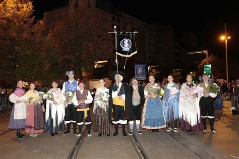 17 Fotos De Los Grupos De La Ofrenda De Flores 2025 En Zaragoza A La