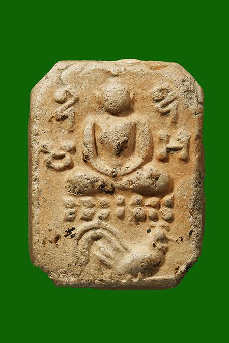 หลวงพ่อปาน พิมพ์ขี่ไก่หางสี่เส้นบัวสองชั้น