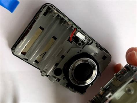 Fujifilm Finepix Ax665 Замена петли дверцы батарейного отсека Hd01