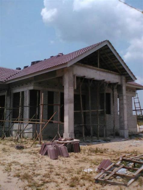 Banglo Setingkat Taman Peringat Putra Peringat Kota Bharu