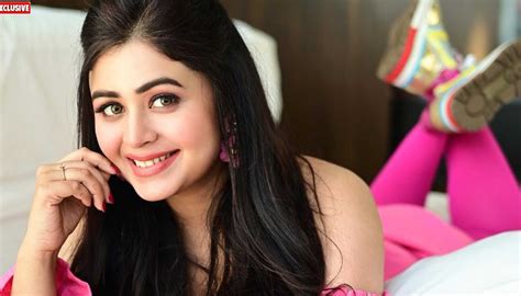 অনযর রননঘর সকস করছ ঋতভর চকরবরতর কনডকরখন জনল চখ উঠব কপল