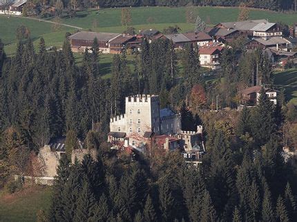 The Battle For Castle Itter The Strangest Battle Of Wwii