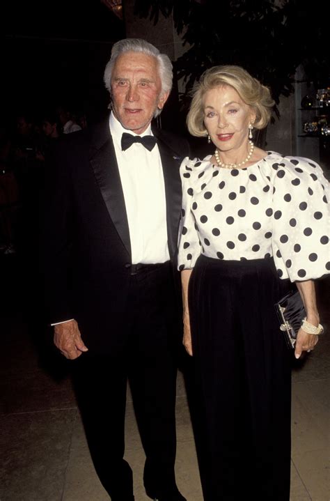 Fallece Anne Buydens La Viuda De Kirk Douglas Que Perdonó Sus