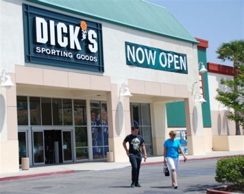 Chicks To Dicks Sporting Goods In Yorba Linda Orange County Register