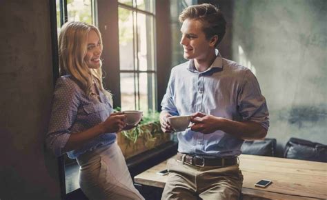 How To Build Sexual Tension With Women Using Tension Loops