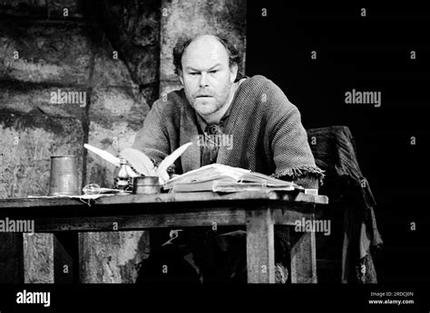 Timothy West Sir Thomas Malory In Lancelot And Guinevere By Gordon Honeycombe After Malory At