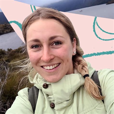 Ovarian Cancer Symptoms What You Need To Look Out For Glamour Uk