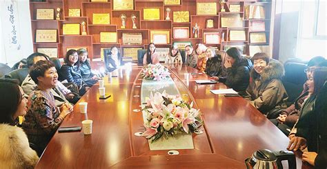 艺术系深入实习实训学校回访 级实习生 河套学院