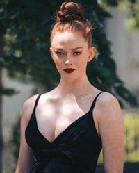 Larsen Thompson Big Boobs Bikini Collection