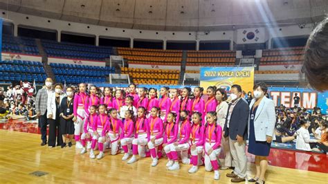 ЭЕРЭГ Хан Уул дүүргийн 60 дугаар сургуулийн “Уранхэлхээ” хамтлаг ОУ ын тэмцээнээс АЛТАН медаль