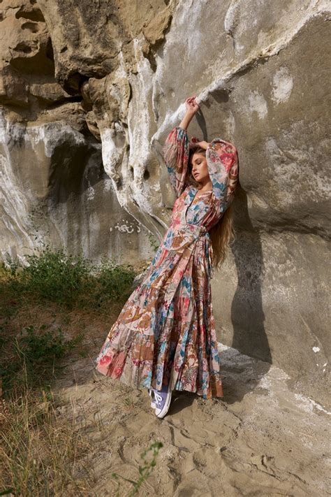 Posing And Emoting Tips For Better Portraits Sensual Vs Sexual