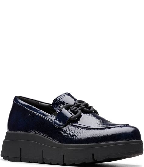 Clarks Artisan Loriini Izzy Patent Leather Chain Hardware Platform