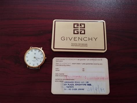 Givenchy Vintage Watch, Men's Fashion, Watches & Accessories, Watches ...