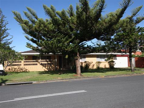 11 Saint Pauls Place Surfers Paradise Pro Edge Realty