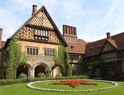 Arts And Crafts Mouldings And Architecte Art And Crafts Styles Mouldings One
