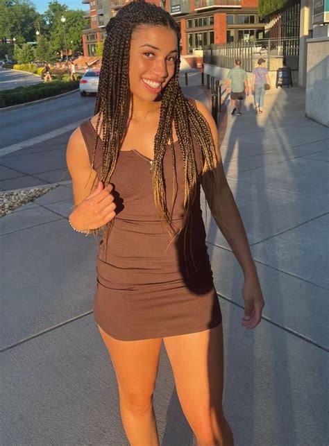 Amiah Simmons R Amiahsimmons