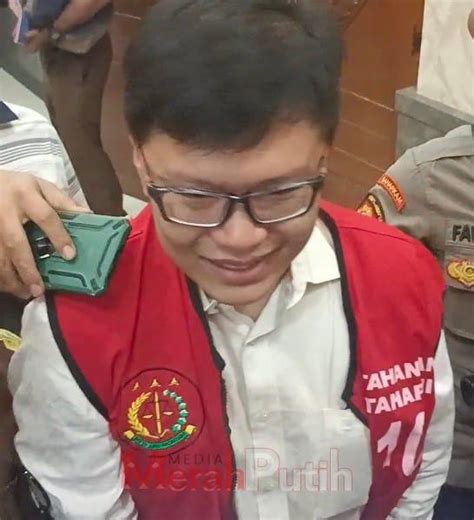 Mengejutkan Hakim Damanik Vonis Bebas Terdakwa Gregorius Tannur Kasus Pembunuhan Janda Media