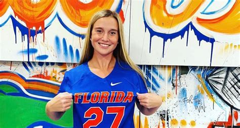 Lacrosse Player Sofia Della Rocco Announces Commitment To University Of Florida His Eye Sports