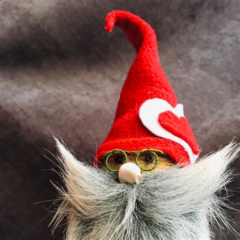 ხელით შექმნილი Xelit Sheqmnili