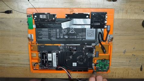 Cómo Construir Un Cyberdeck Con Una Placa Base Framework Neoteo