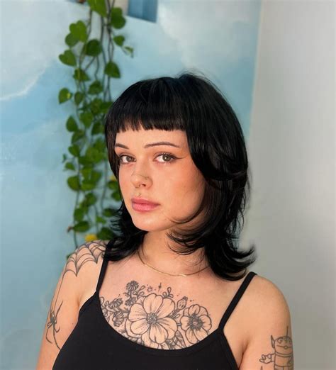 10 Top Hairstyles For Short Hair With Long Lasting Style