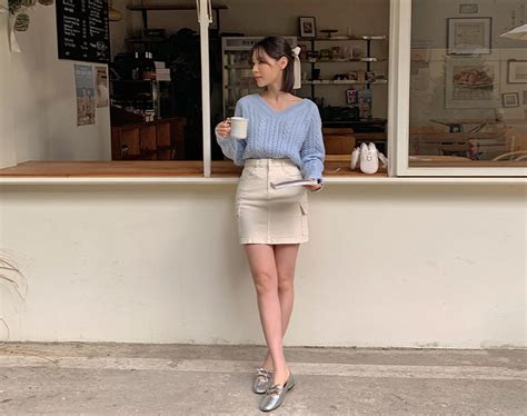 리리앤코 푸웰디 카고 포켓 미니 스커트 봄 신상 봄룩 데일리룩 데이트룩 하객룩 개강룩 러블리룩 캐주얼룩 포인트룩 카고치마 스트릿 미니스커트 빅사이즈치마 유니크 하이웨이스트