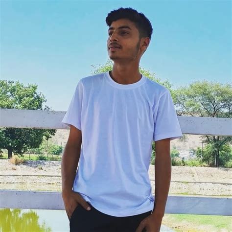 👑henil Patel👑 Henil513 On Threads
