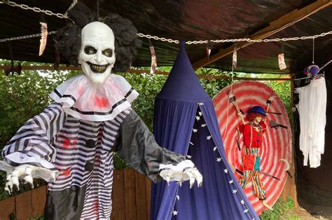 Haunted House Clown