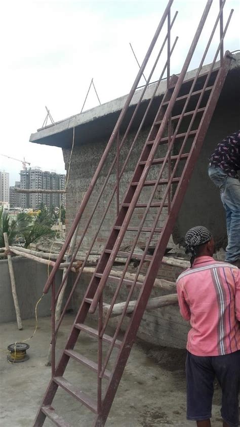 Color Coated Primer Mild Steel Ladder Size 10feet Height At ₹ 15000