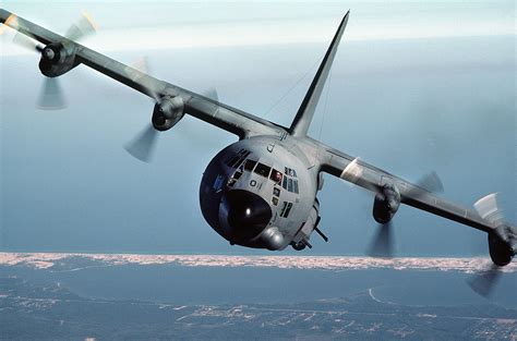 What Role Does The Lockheed Ac 130 Gunship Play In The Us Air Force