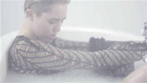 Naked Miley Cyrus In Adore You Naked Miley Cyrus In Adore You