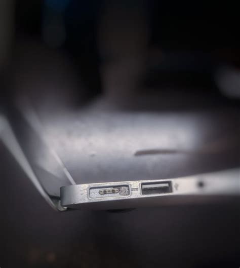 MacBook Air Black Screen Issue How To Fix