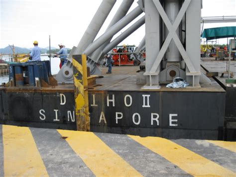 Repeatable Float Over Installation Barge Daiho Ii