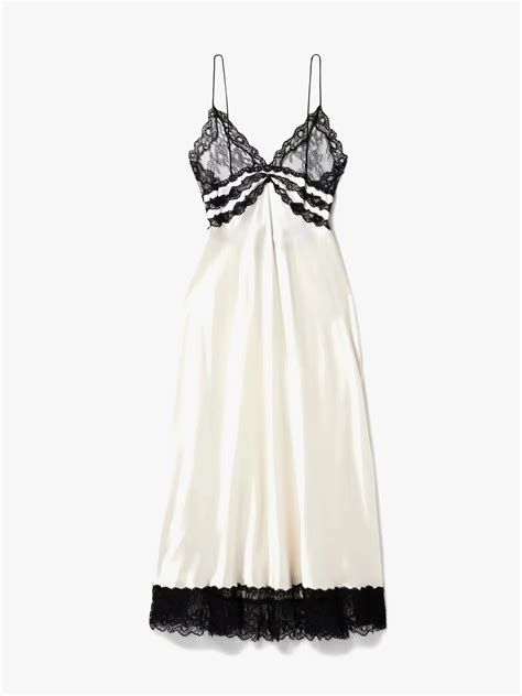 These Are the Spring 2023 Trends on Vogue Editors’ Shopping Lists | Satin midi dress, Saint ...