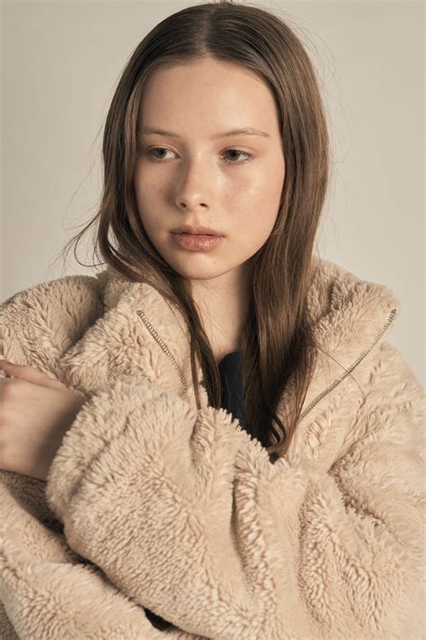 Mila H Fashion Team Model Management