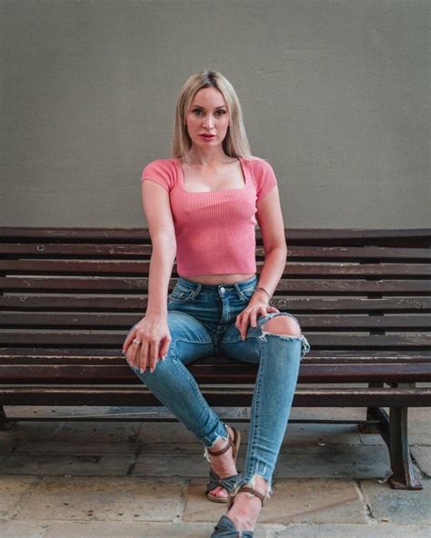 Micky Muffin Webcam Model Profile Xhamsterlive