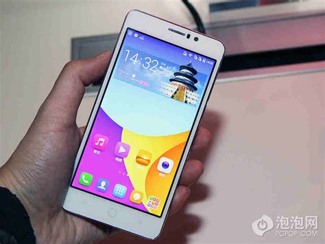 ivvi k1 photos has a 5 inch display 1gb ram and the snapdragon
