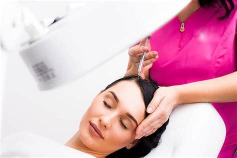 بوتكس الشعر Botox الأنواع والميزات والنتائج 2025