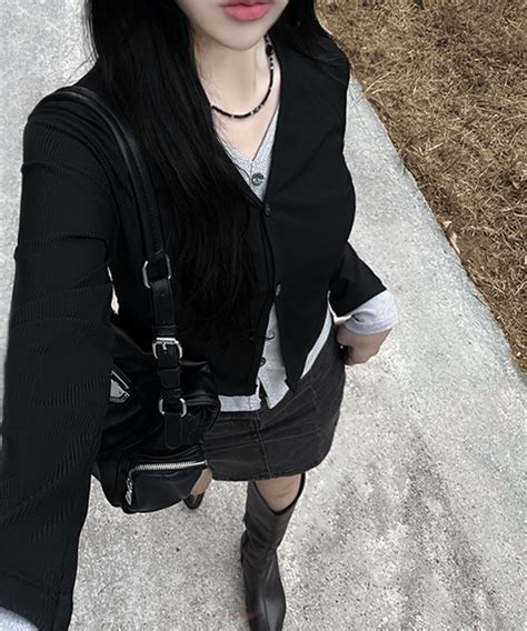 베리빈 당일출고여리슬림🤎 기본 레이어드 브이넥가디건 골지 긴팔티셔츠가을겨울옷 간절기신상 긱시크룩 롱슬리브 니트긴소매세트 남방크롭조끼 노카라자켓 빅사이즈 출근룩 Y2k