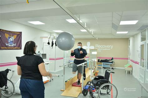 Реабілітаційний центр у Дніпрі допомогає війсковим стати на ноги як працює установа Новини